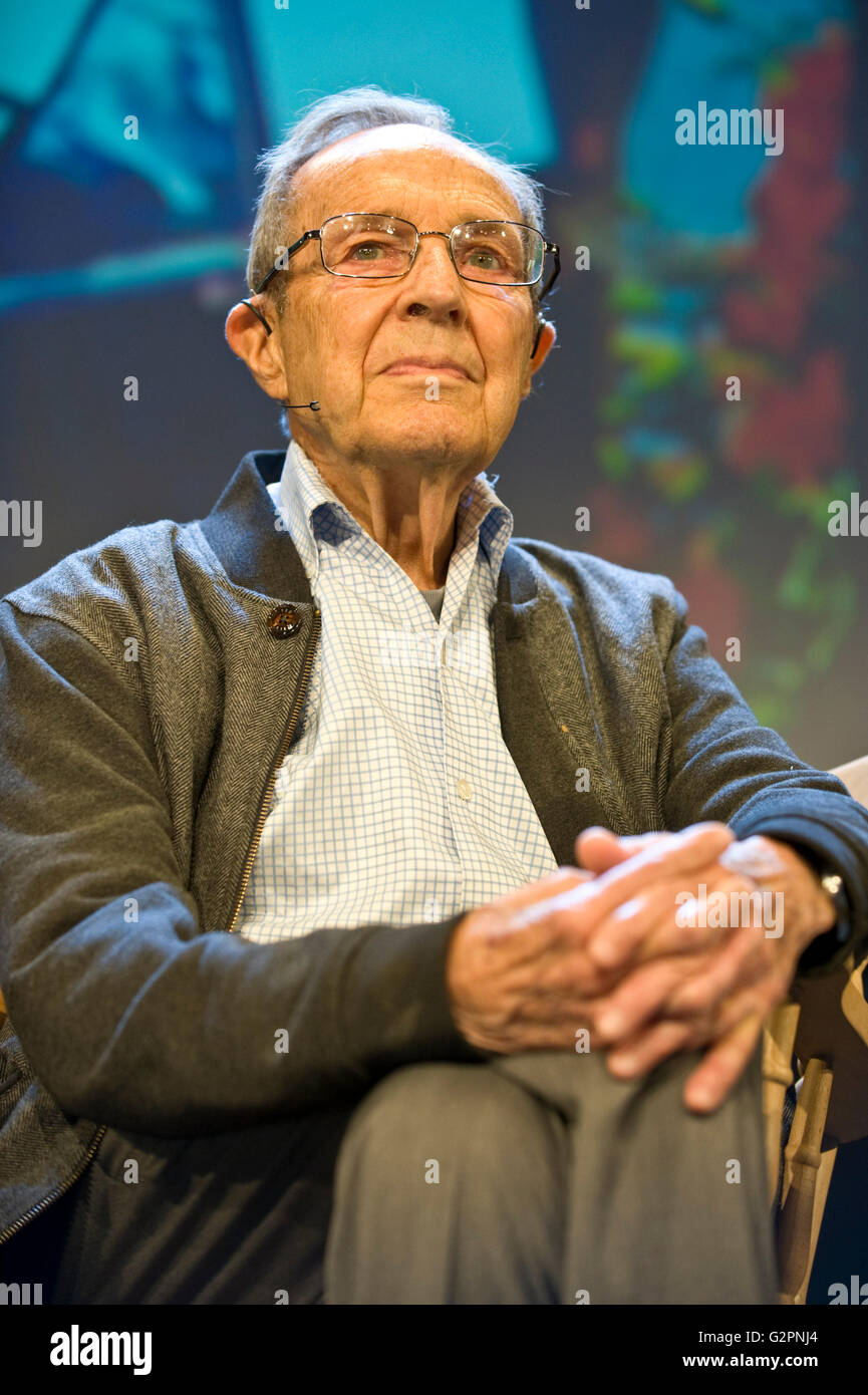 Former uk defence secretary hi-res stock photography and images - Alamy