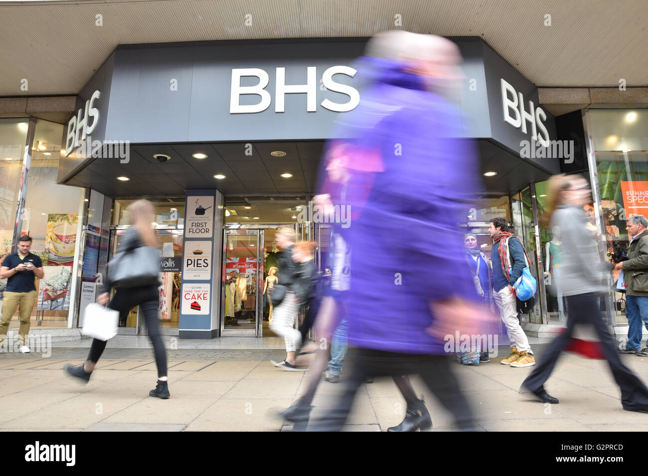 Oxford Street, London, UK. 2nd June 2016. BHS flagship store on Oxford ...