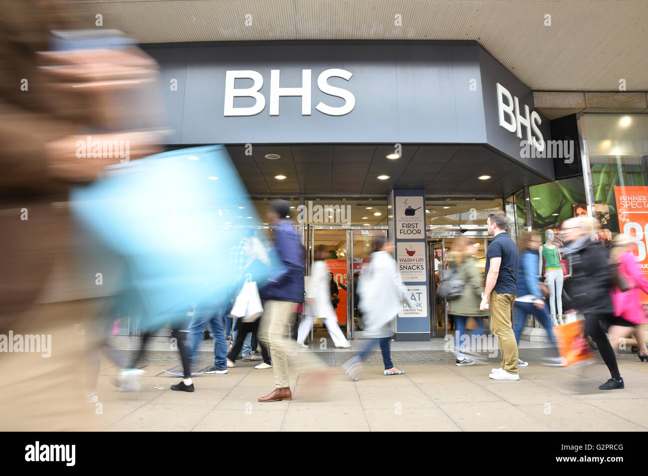 Oxford Street, London, UK. 2nd June 2016. BHS flagship store on Oxford ...