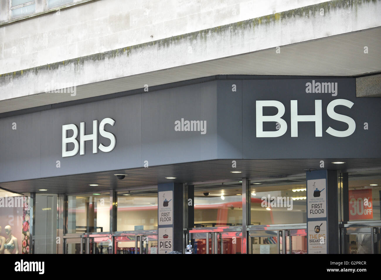 Oxford Street, London, UK. 2nd June 2016. BHS flagship store on Oxford ...