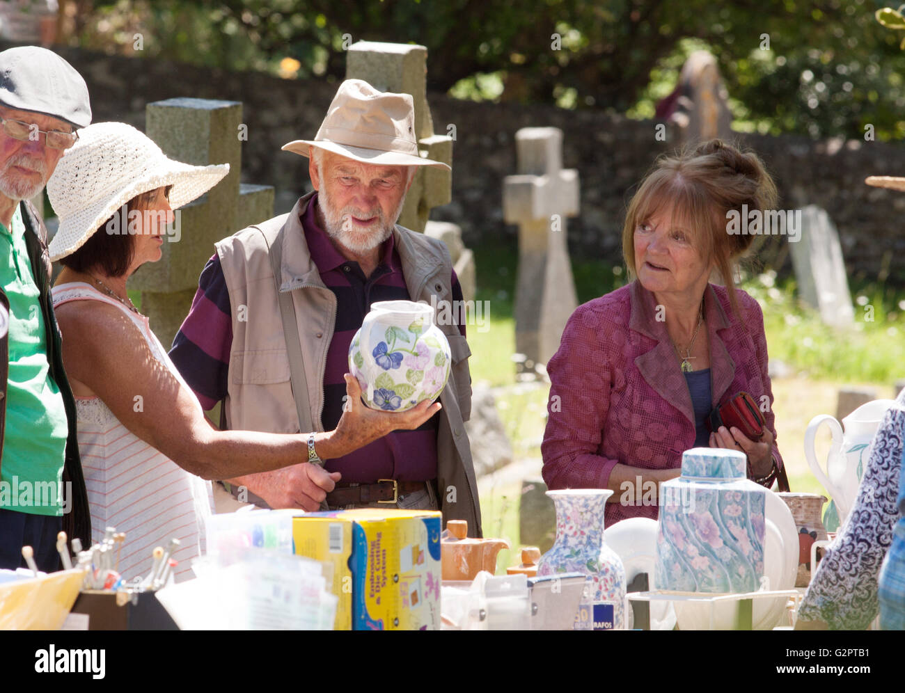Charity bric a brac stall hi-res stock photography and images - Alamy
