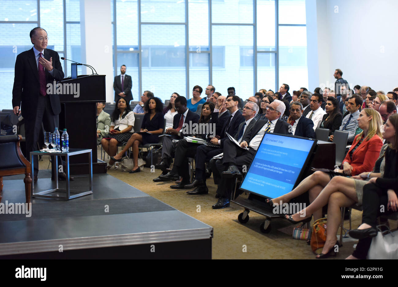 Csis hi-res stock photography and images - Alamy