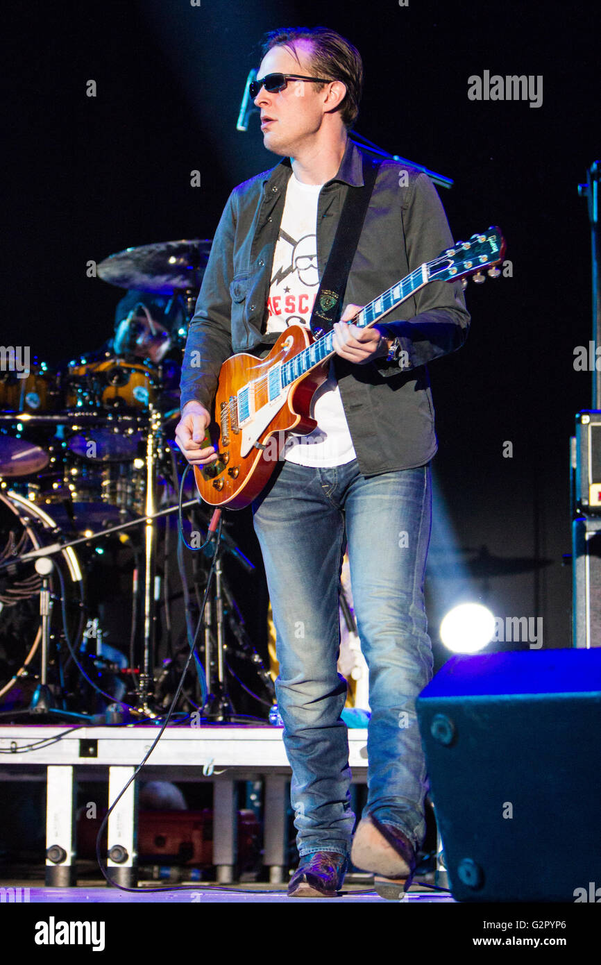 English supergroup hi-res stock photography and images - Alamy