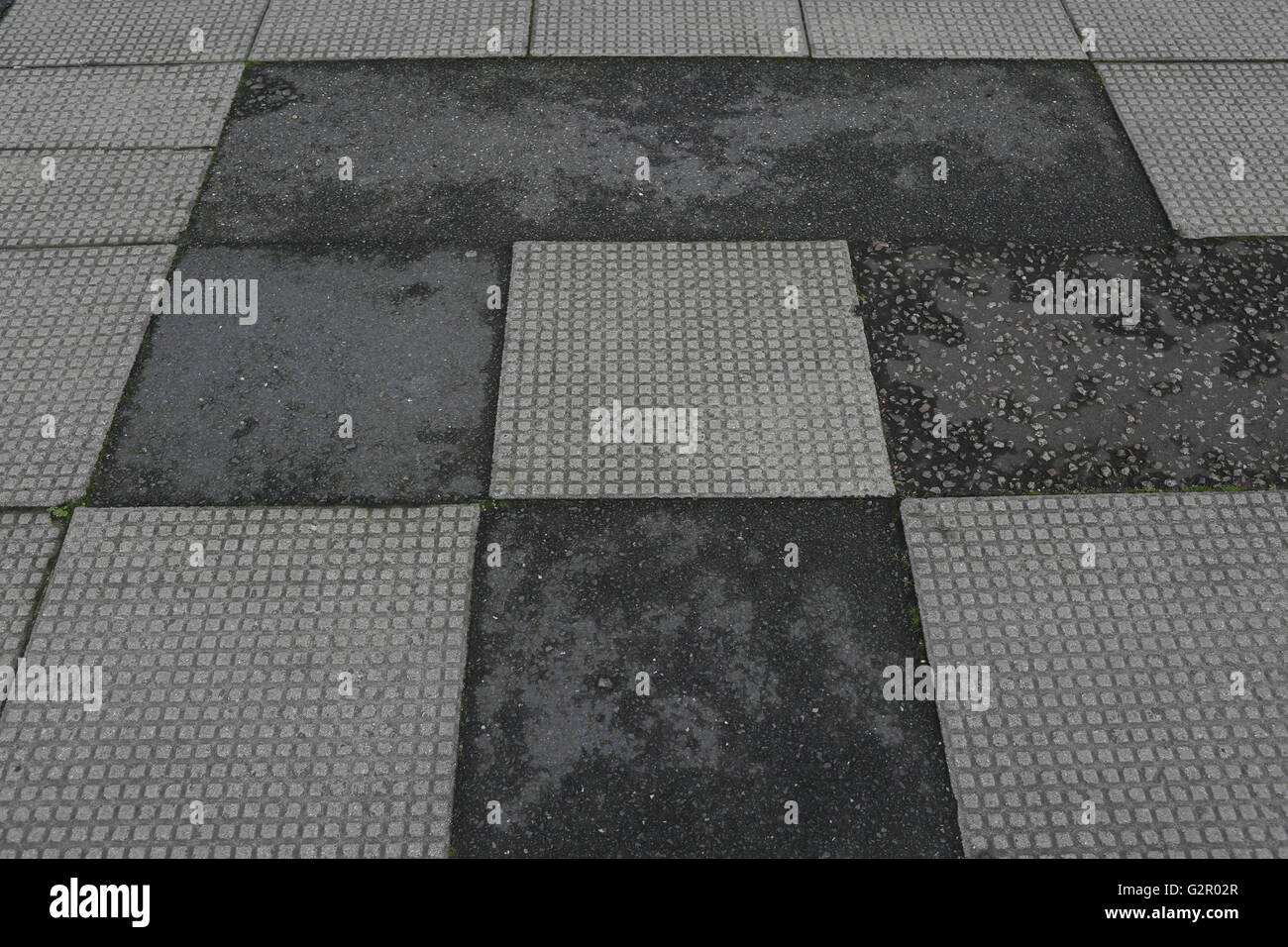 Paving slabs hi-res stock photography and images - Alamy