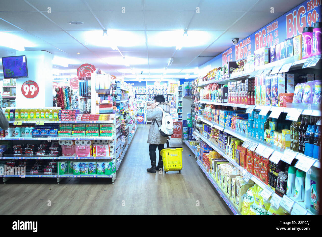 Archway road hi-res stock photography and images - Alamy