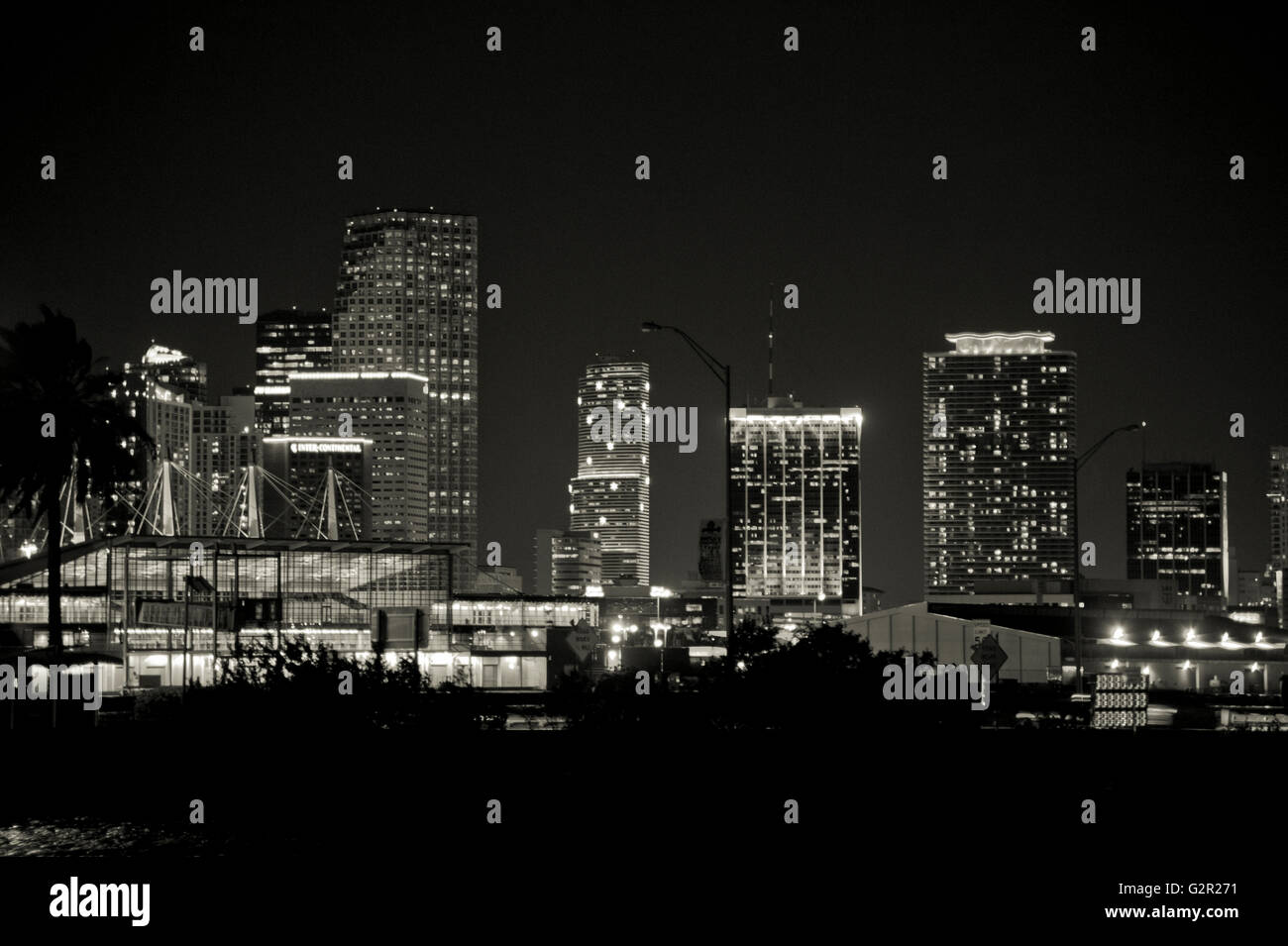 Miami skyline at night Stock Photo - Alamy