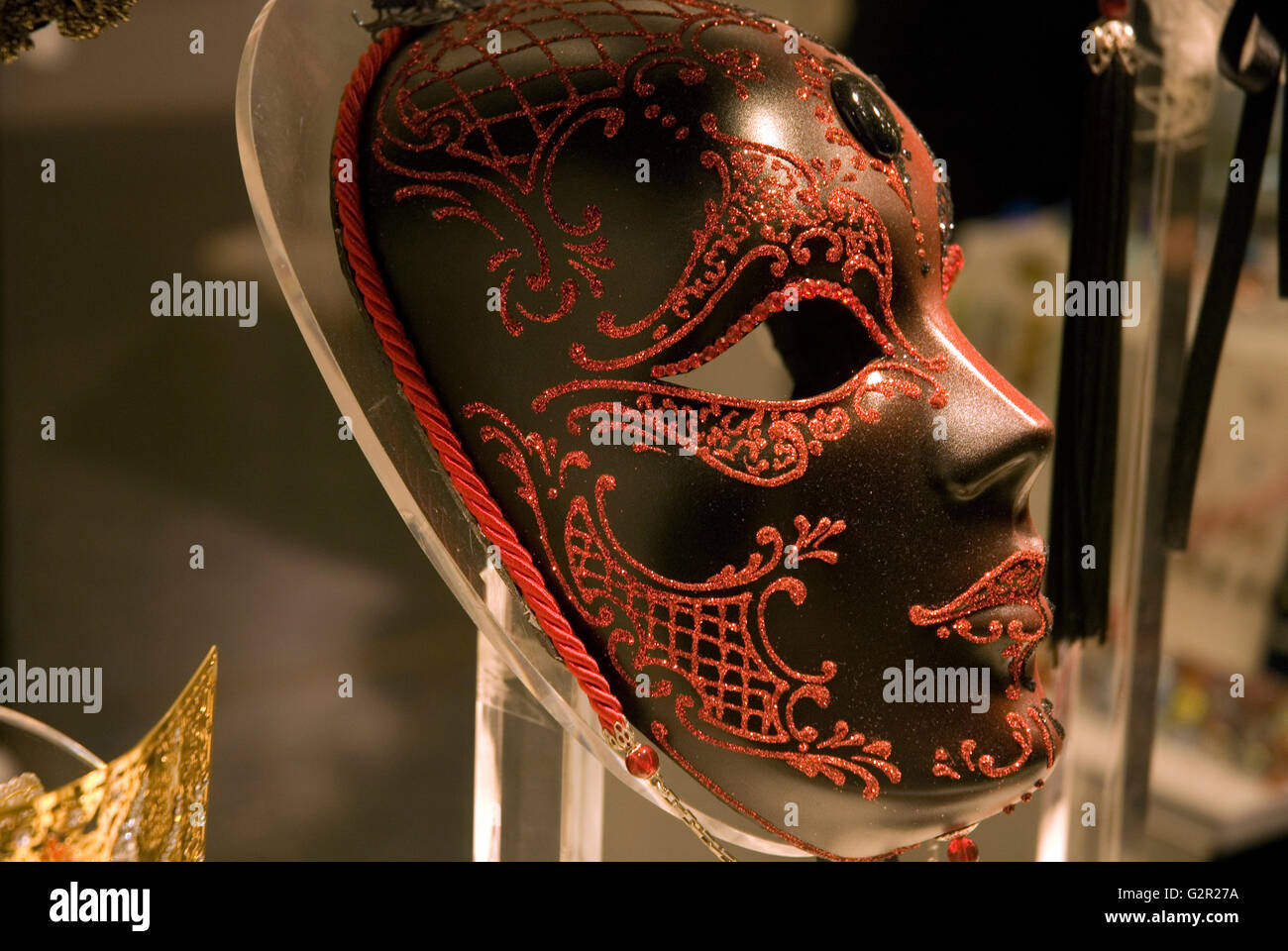 Mask display hi-res stock photography and images - Alamy