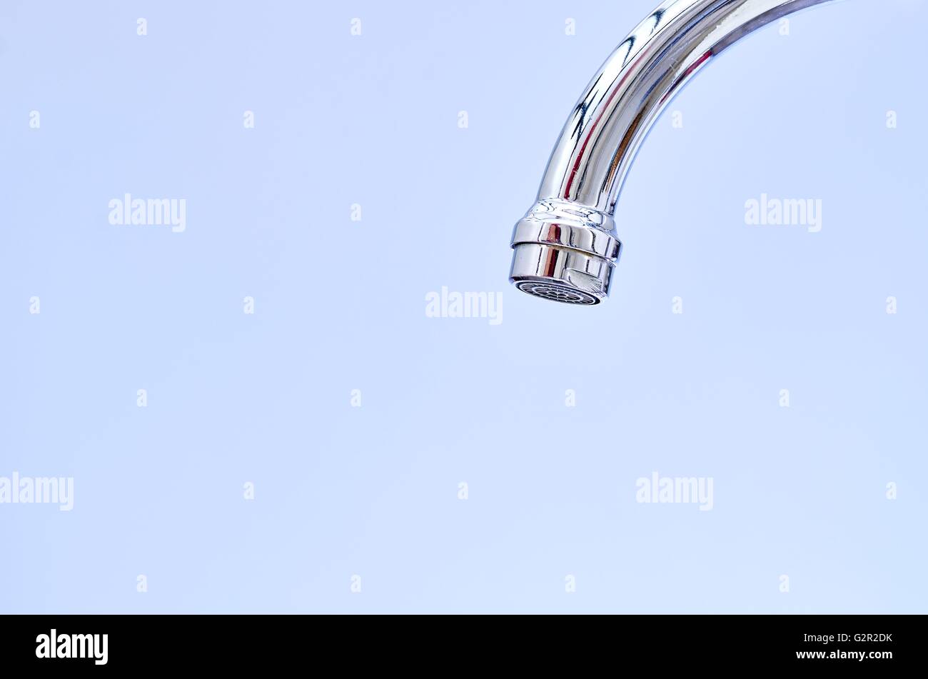 A close up studio photo of a bathroom faucet Stock Photo - Alamy