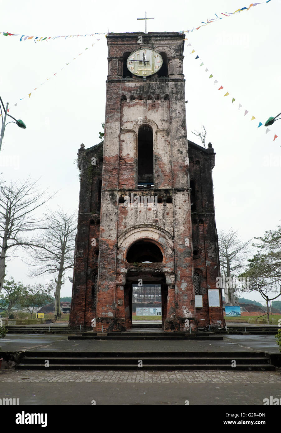 La vang quang tri hi-res stock photography and images - Alamy