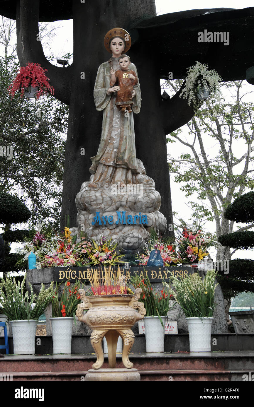 Basilica la vang hi-res stock photography and images - Alamy