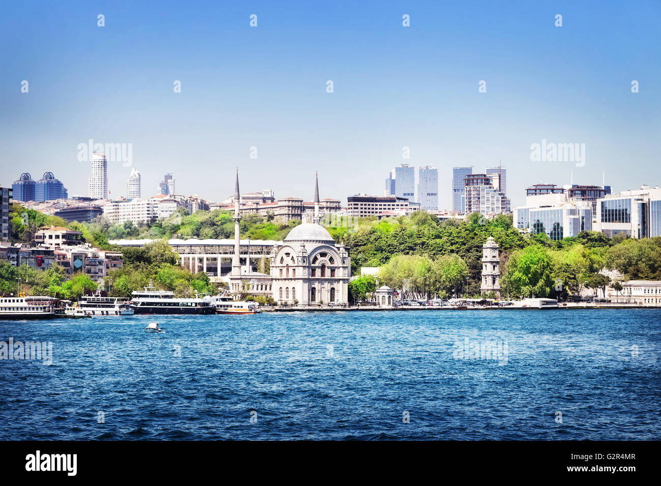Istanbul sea view hi-res stock photography and images - Alamy