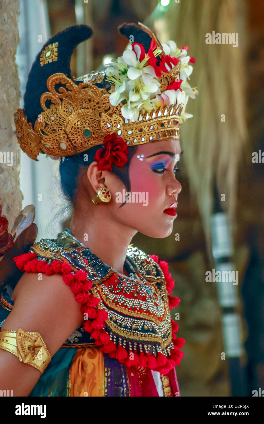Indonesia Bali Suwung Dancers performing a traditional Balinese Barong ...