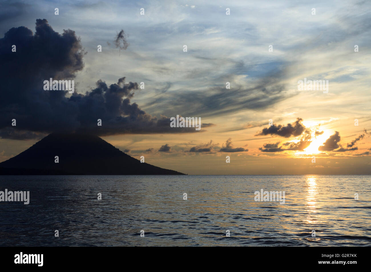 Manado Tua Volcano High Resolution Stock Photography and Images - Alamy
