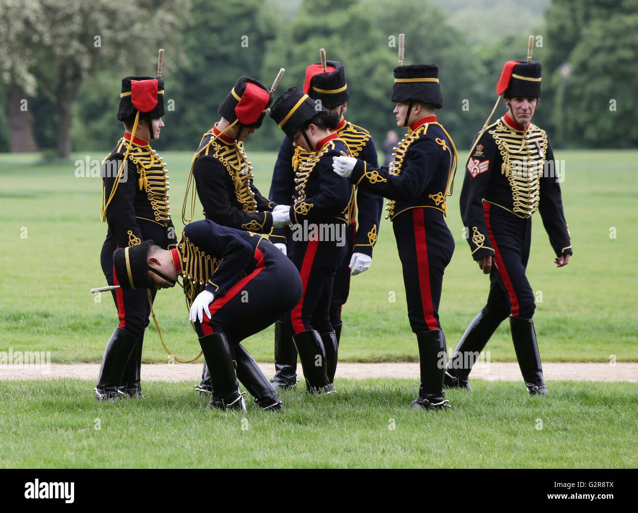 Members of the King's Troop Royal Horse Artillery make final ...