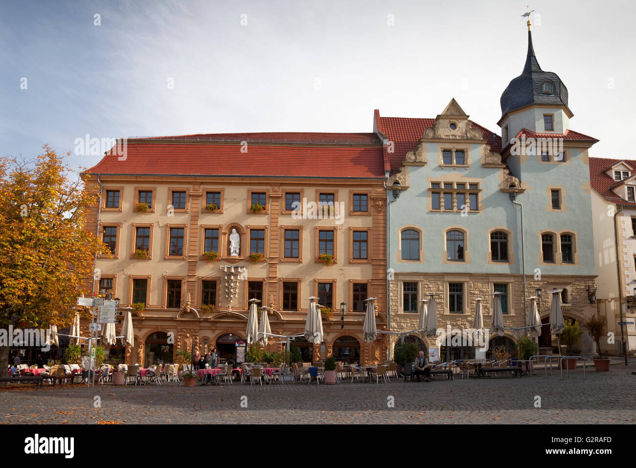 Guild hall renaissance architecture hi-res stock photography and images ...