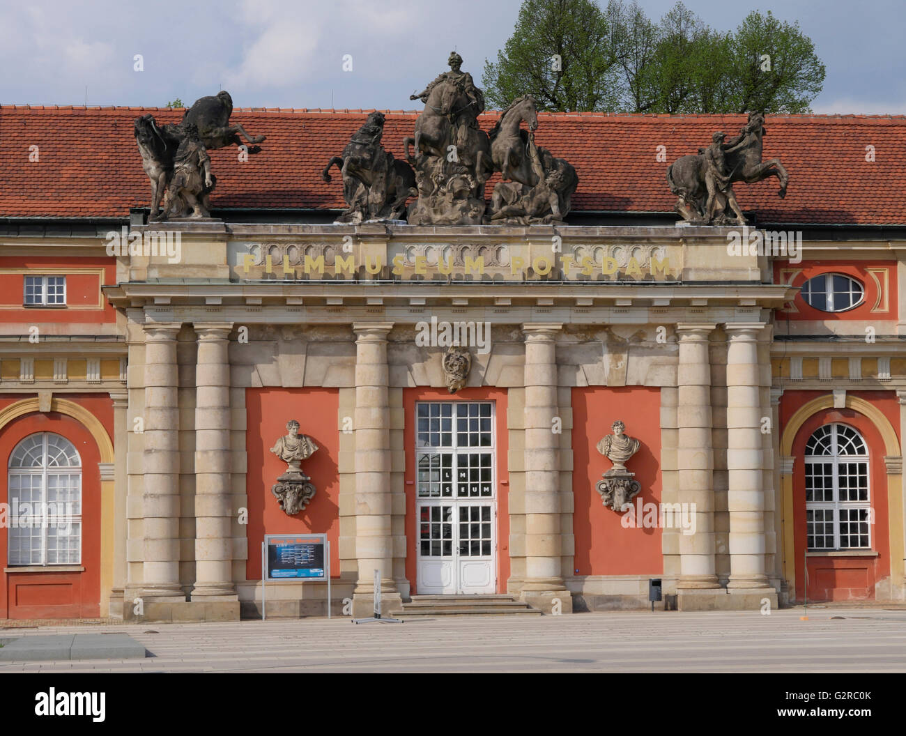 Film museum hi-res stock photography and images - Alamy