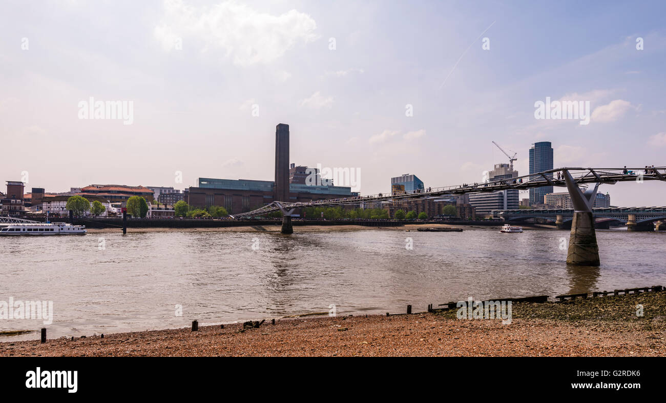 Millennium Bridge and Tate Modern Art Gallery at Bankside, London, UK ...