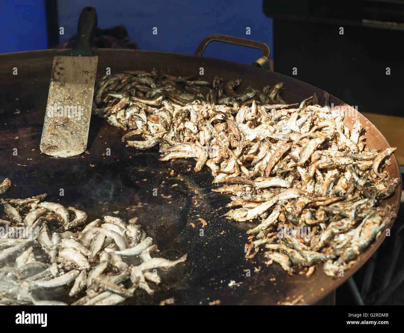 Little fried fish hi-res stock photography and images - Alamy