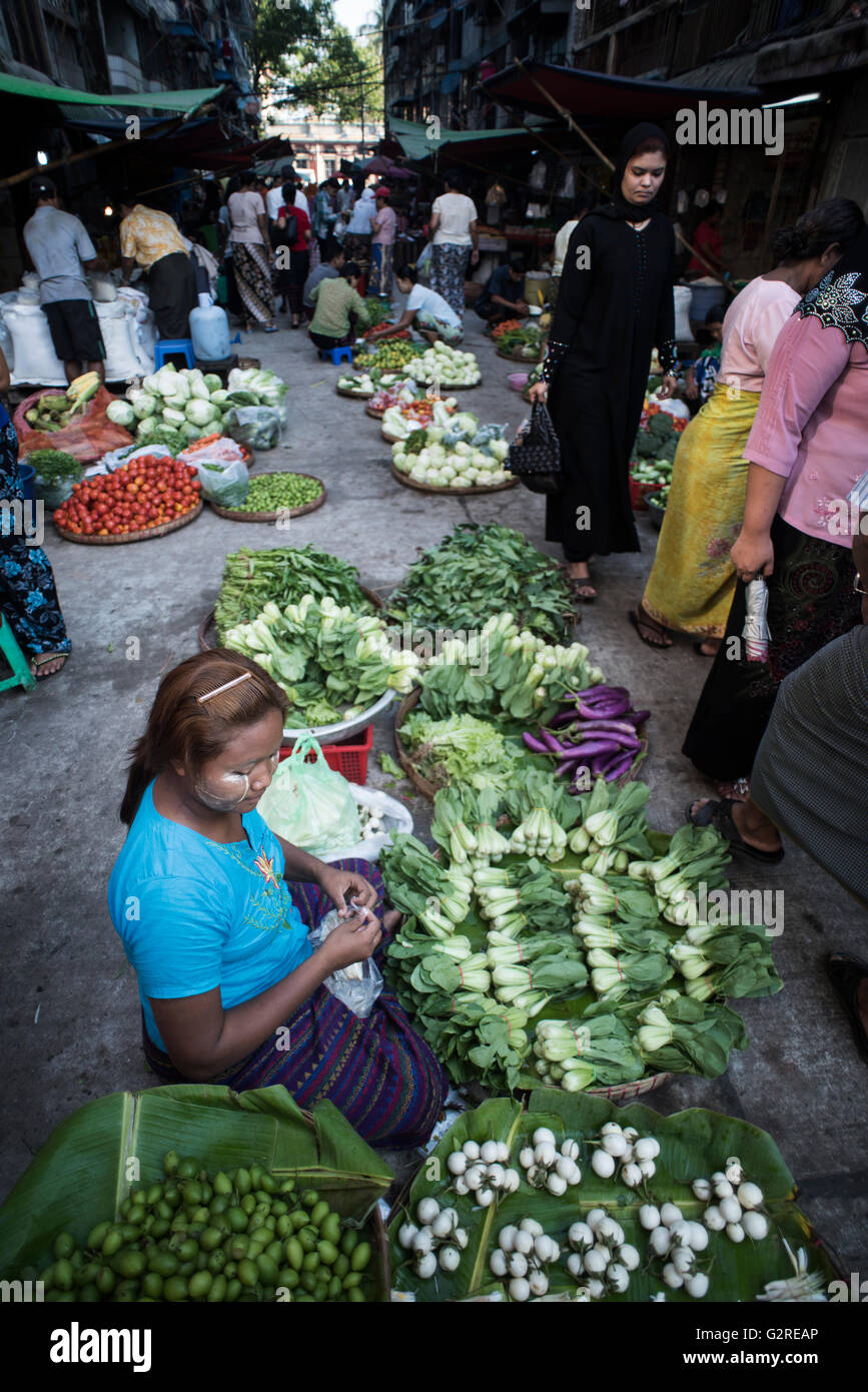 Food Markets Burma High Resolution Stock Photography and Images - Alamy