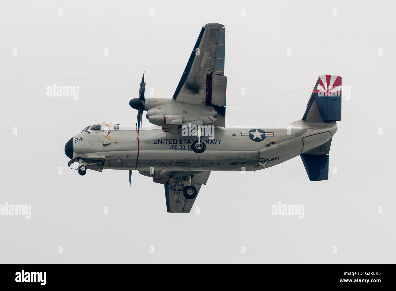 Us navy grumman c2 greyhound aircraft flying hi-res stock photography ...