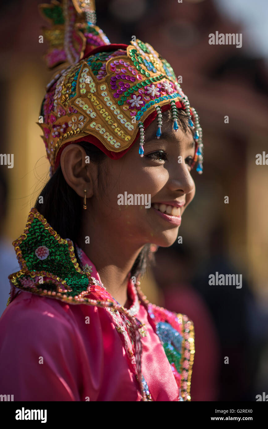 Burma Rituals High Resolution Stock Photography and Images - Alamy