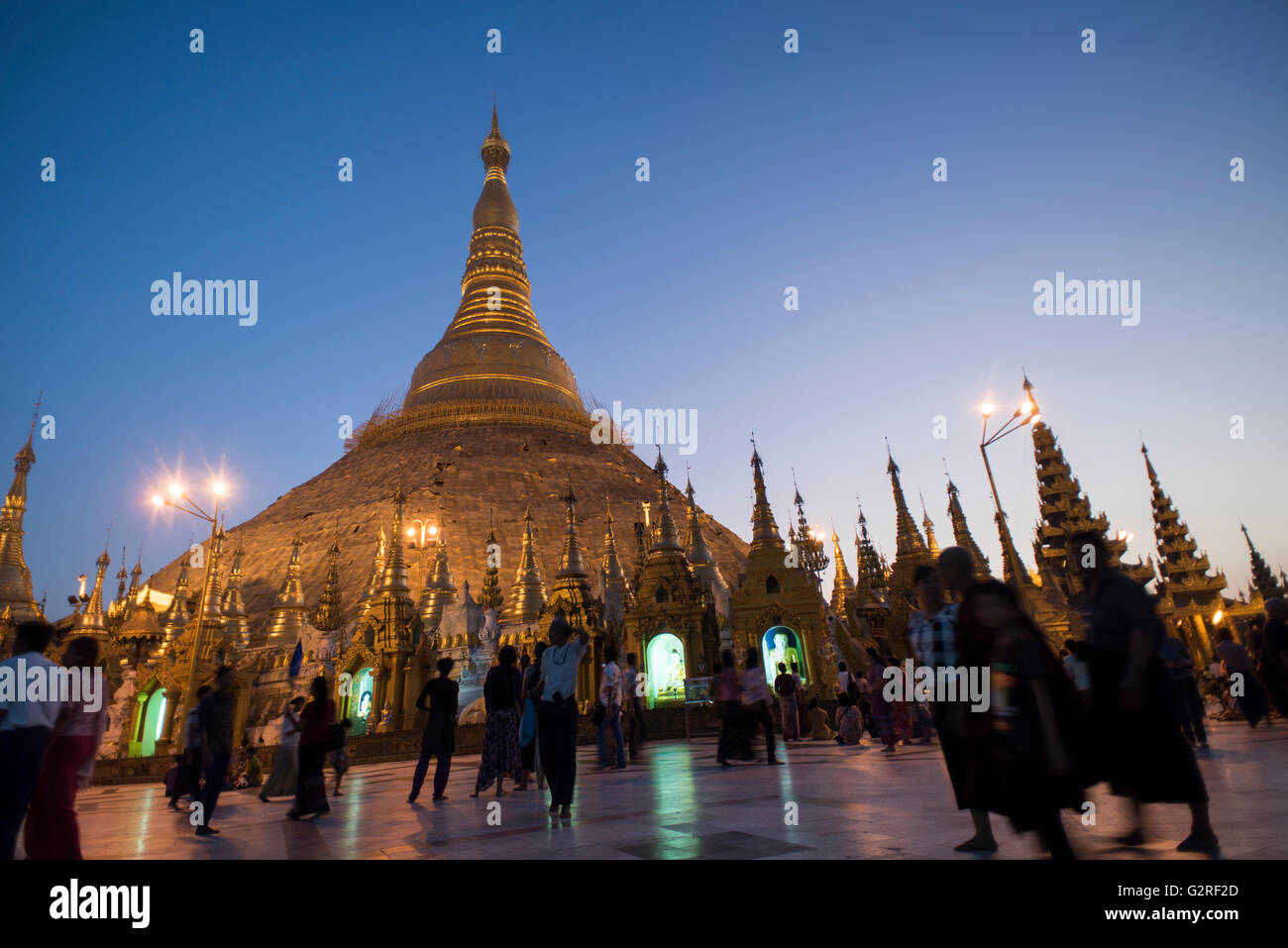 Shawedagon Pagoda, Yangon, Myanmar Stock Photo - Alamy