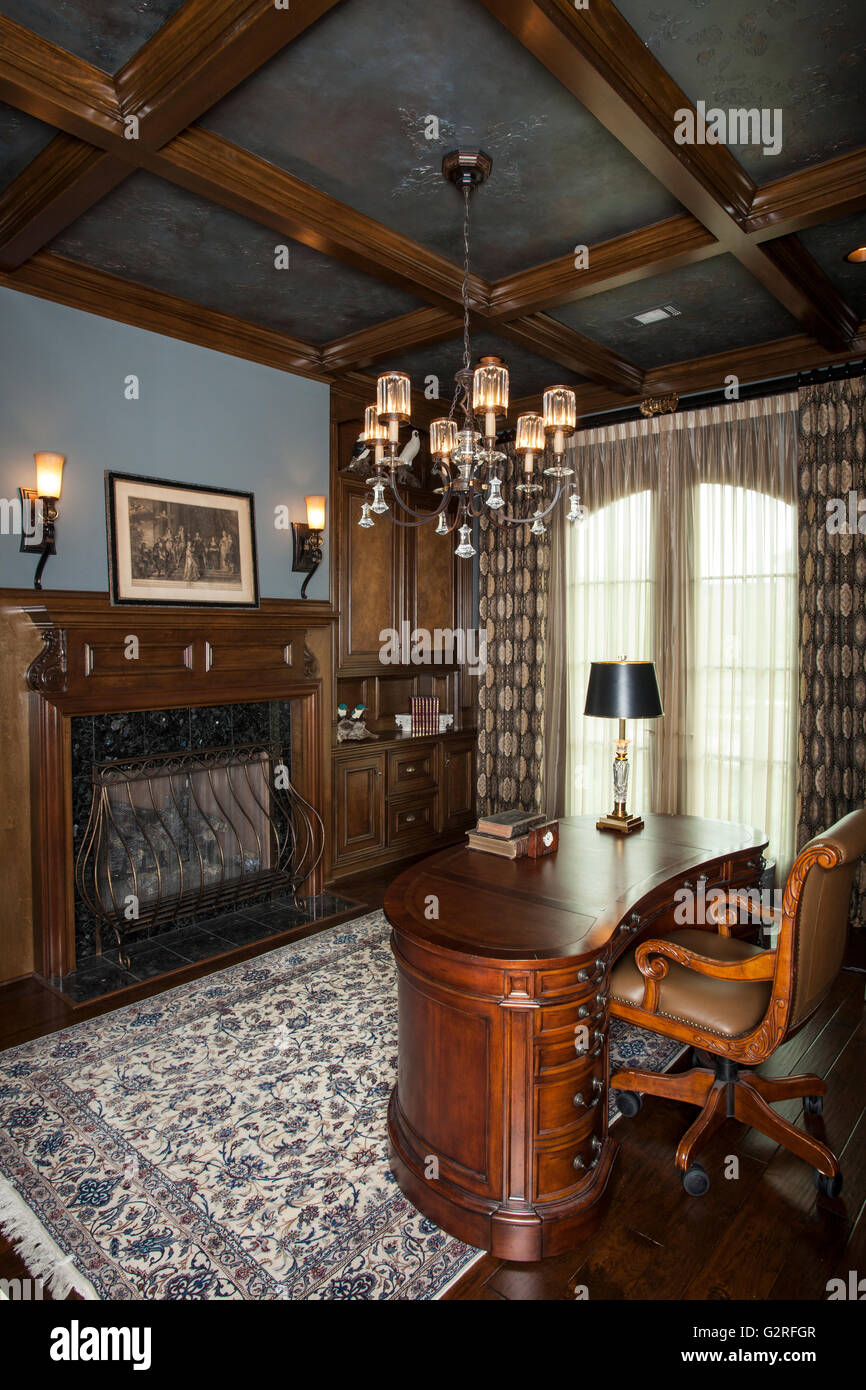 Photograph of a Private Home in the United States Stock Photo - Alamy