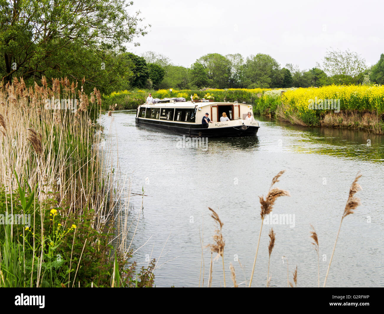 Hotel Boat Kailani cruises the upper reaches of the River Thames at ...