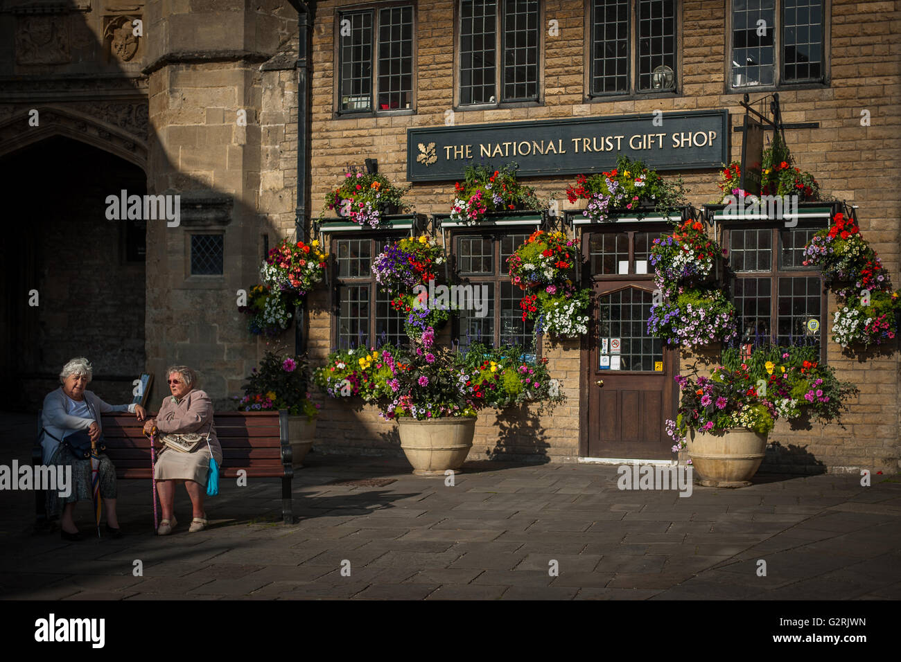 National Trust Gift Shop, Wells Cathedral, Somerset, England Stock ...