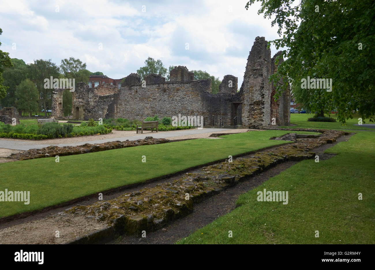 Dudley priory ruins hi-res stock photography and images - Alamy