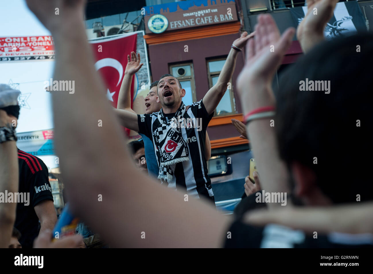Turkish Beşiktaş football fans celebrating in Istanbul Turkey Stock ...