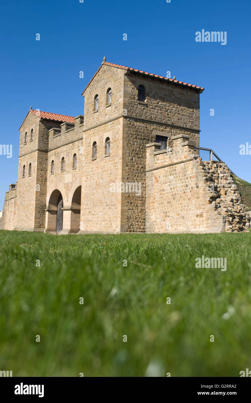 Roman fort south shields hi-res stock photography and images - Alamy
