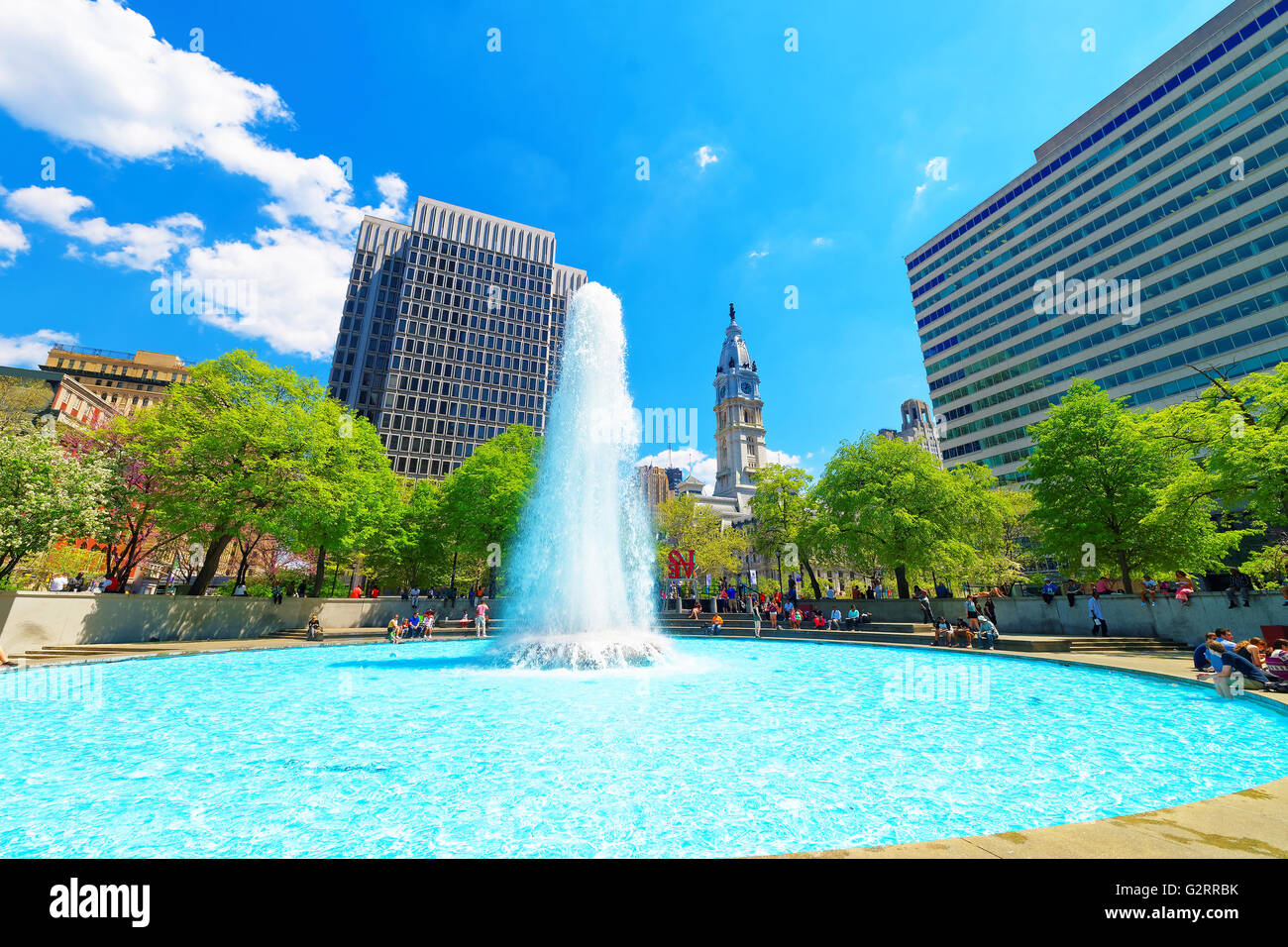 Downtown philadelphia public art hi-res stock photography and images ...