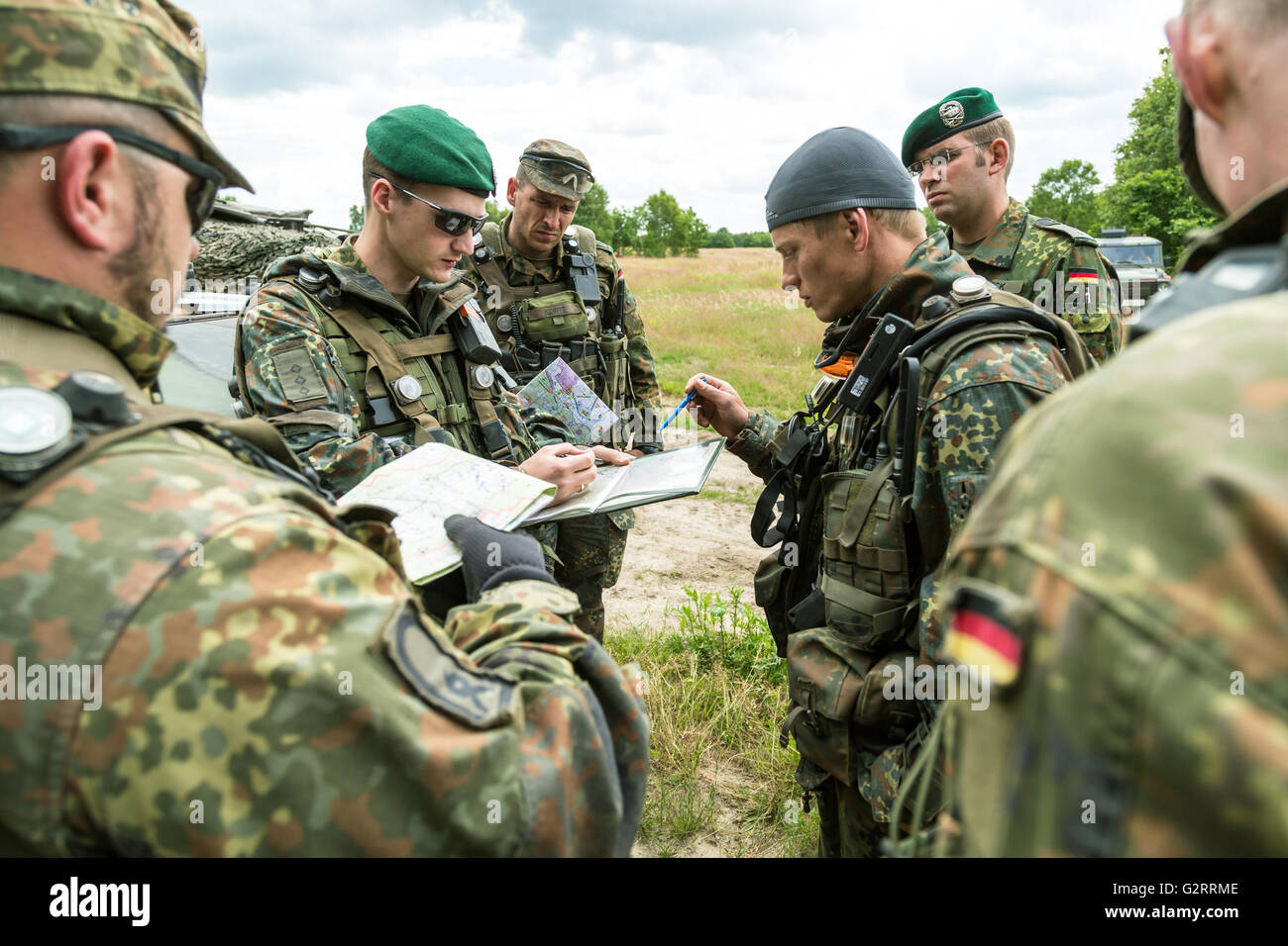 Mechanized infantry company hi-res stock photography and images - Alamy