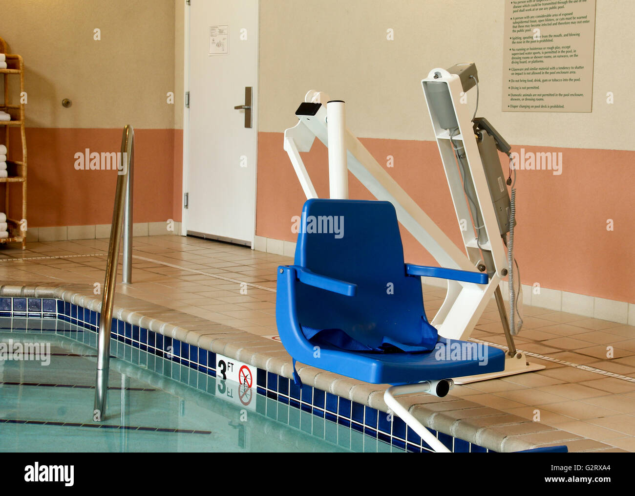 Handicapped pool lift hi-res stock photography and images - Alamy