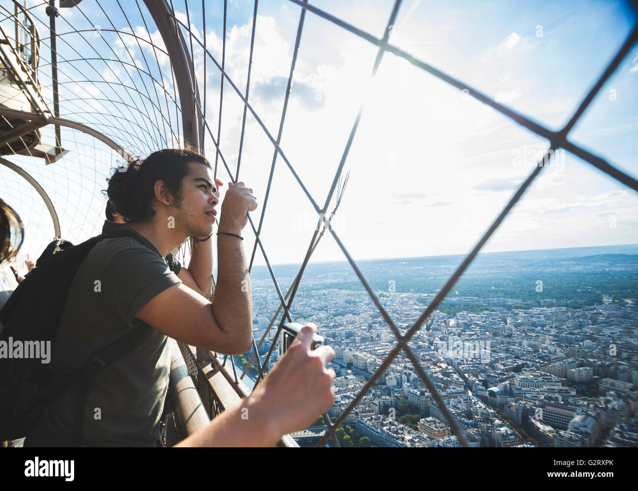 Top of eiffel tower hi-res stock photography and images - Alamy