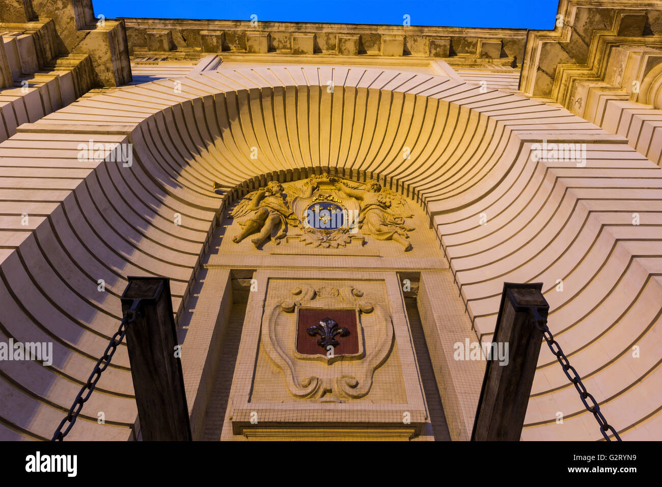Historic Paris Gate in Lille in France Stock Photo - Alamy
