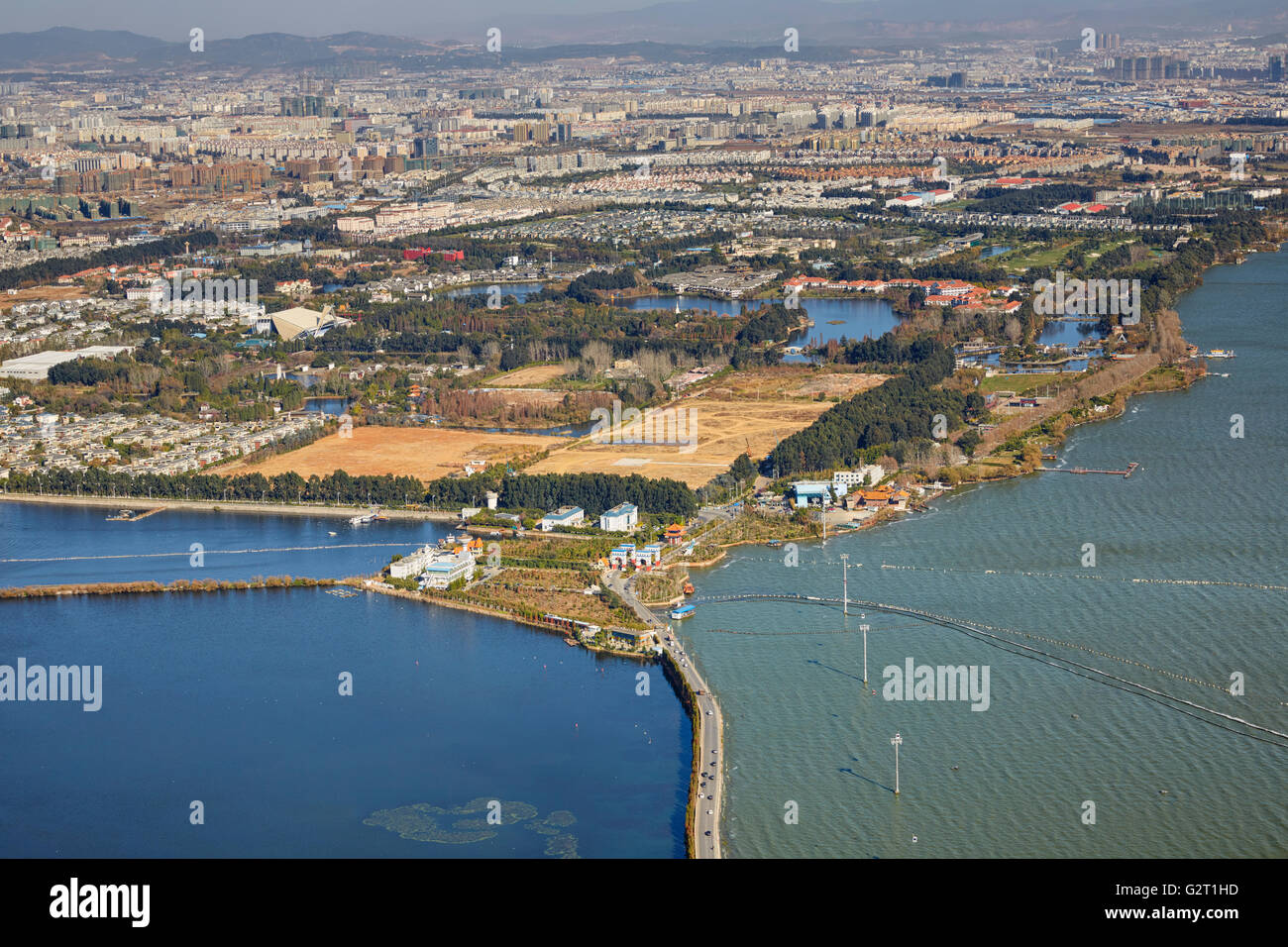 Dianchi lake hi-res stock photography and images - Alamy