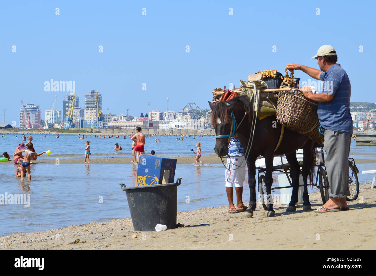 Donkey bag hi-res stock photography and images - Alamy