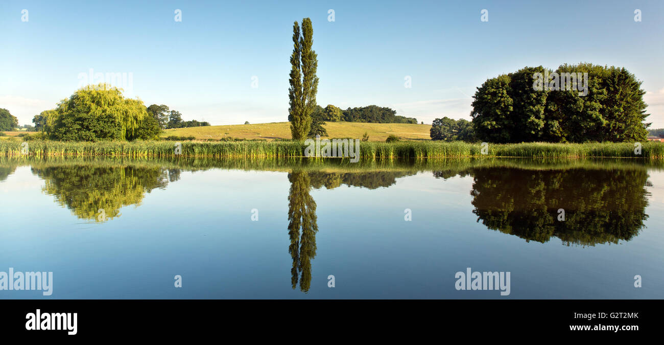 Reflections in canal at Tixall Wide on Staffordshire and Worcester ...