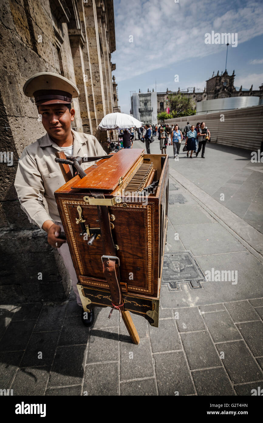 The traditional organillero in the streets of Guadalajara, Jalisco ...