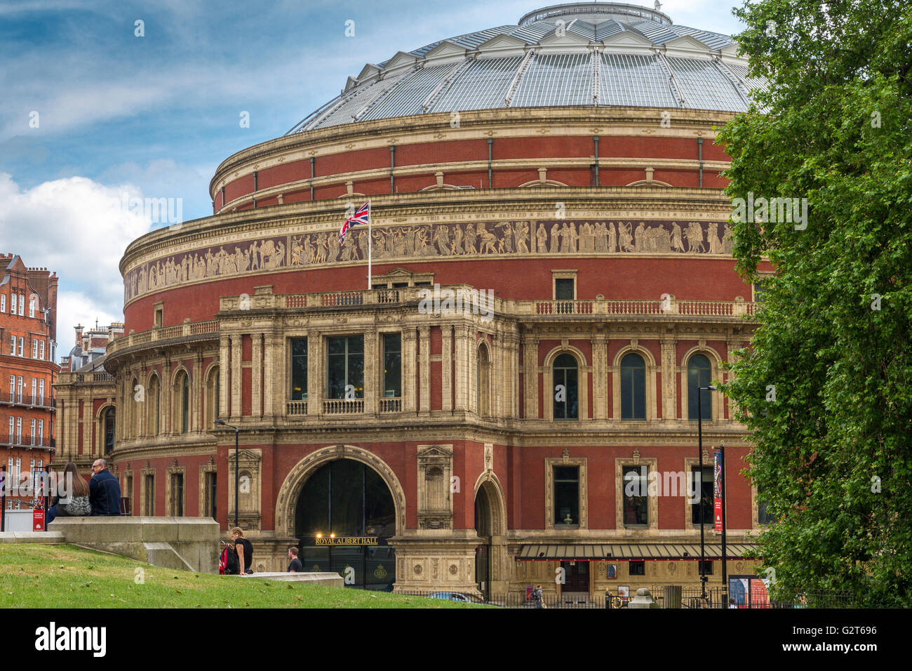 Royal albert hall london building hi-res stock photography and images ...