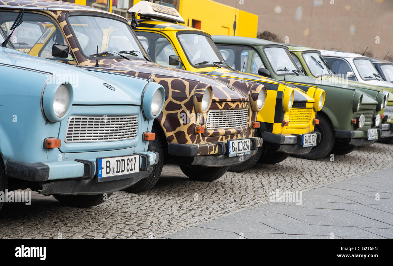 Antique motor vehicles hi-res stock photography and images - Alamy