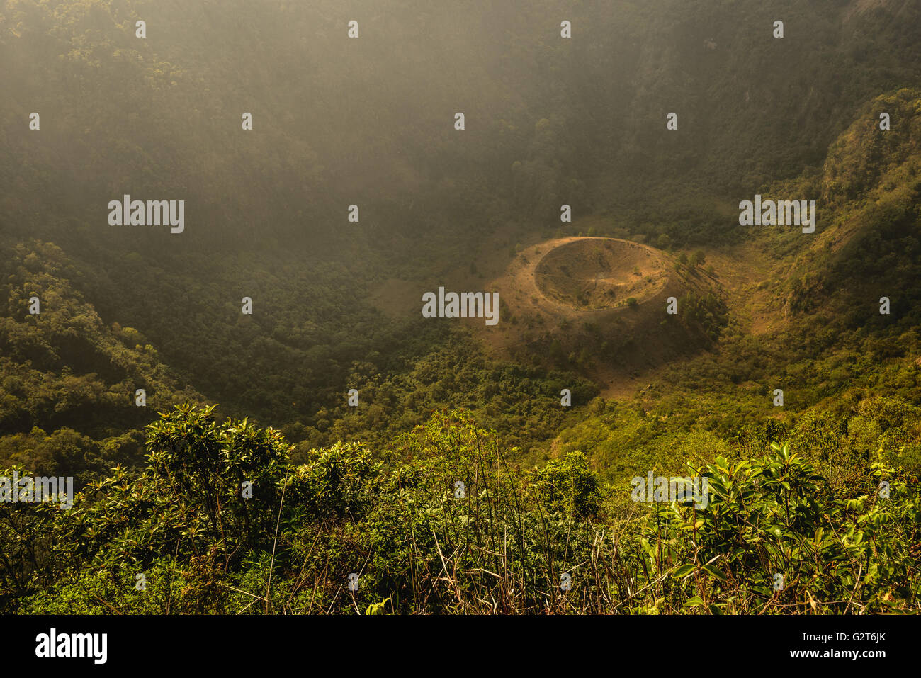 San salvador volcano hi-res stock photography and images - Alamy