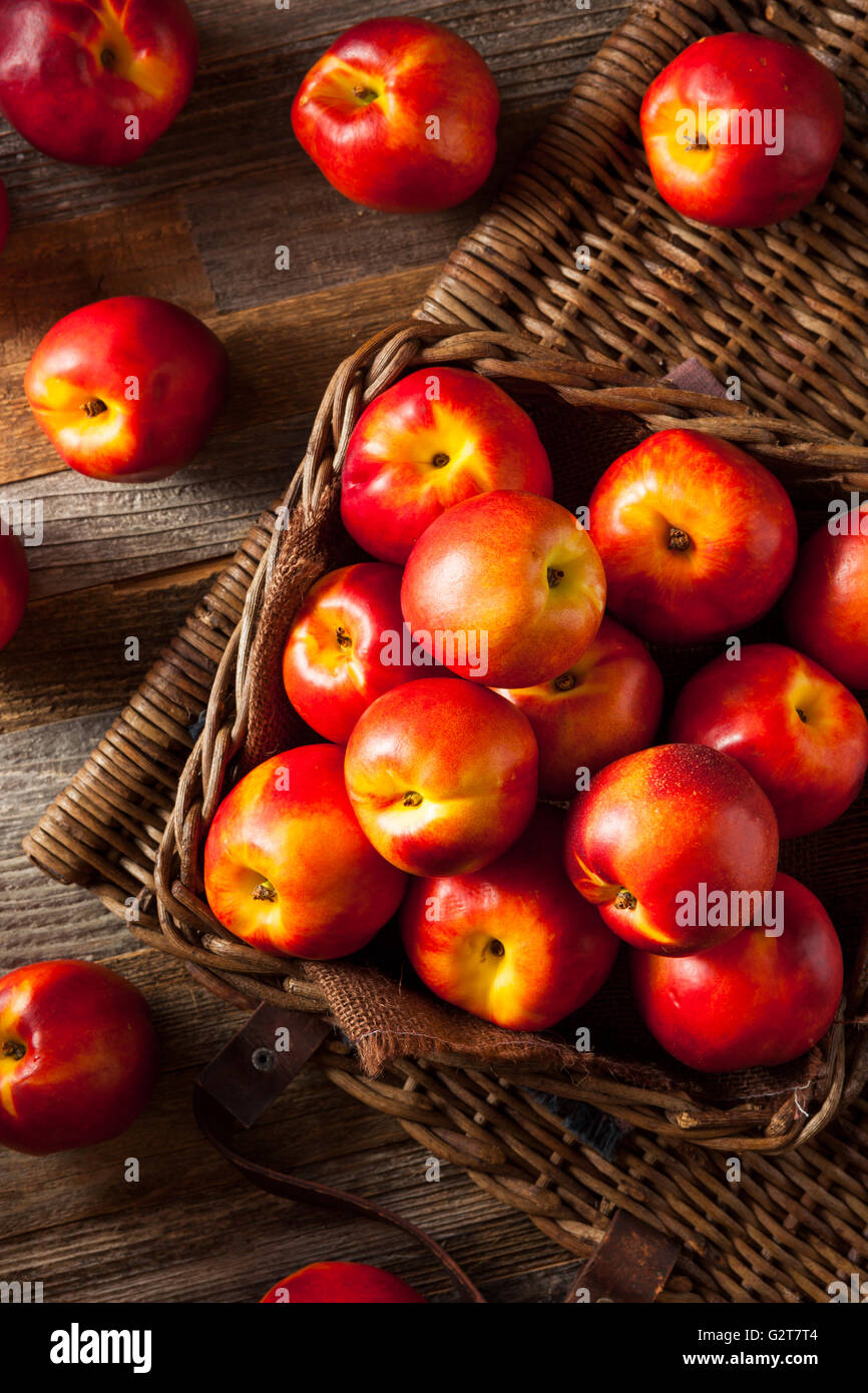 Healthy Organic Raw Ripe Nectarines Ready to Eat Stock Photo - Alamy