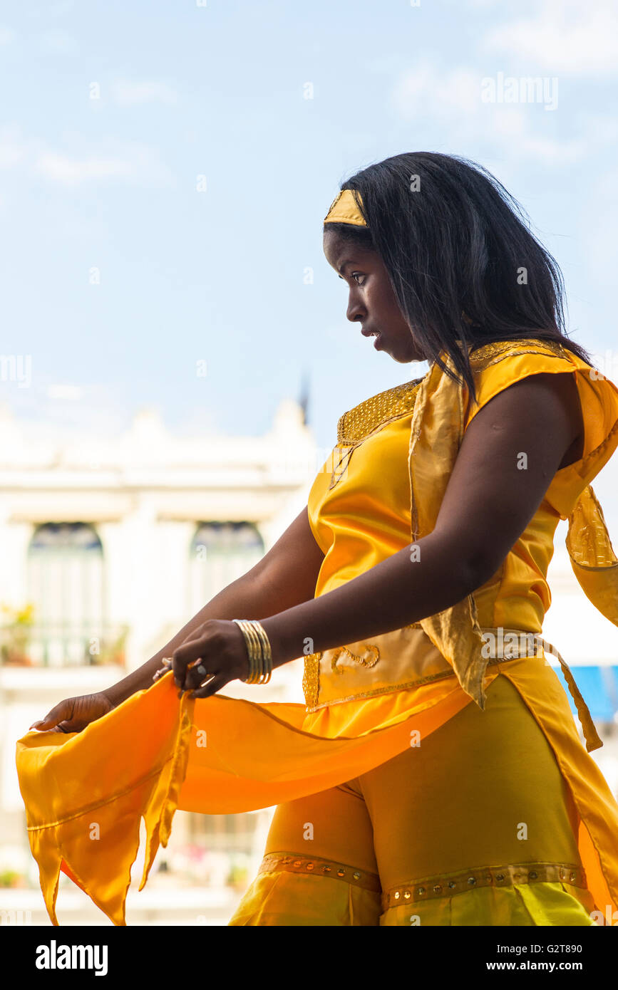 Performer of street theater. La Habana, Cuba, Caribbean Stock Photo - Alamy