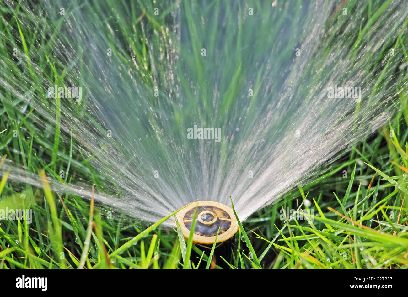 Sprinkler valve hi-res stock photography and images - Alamy