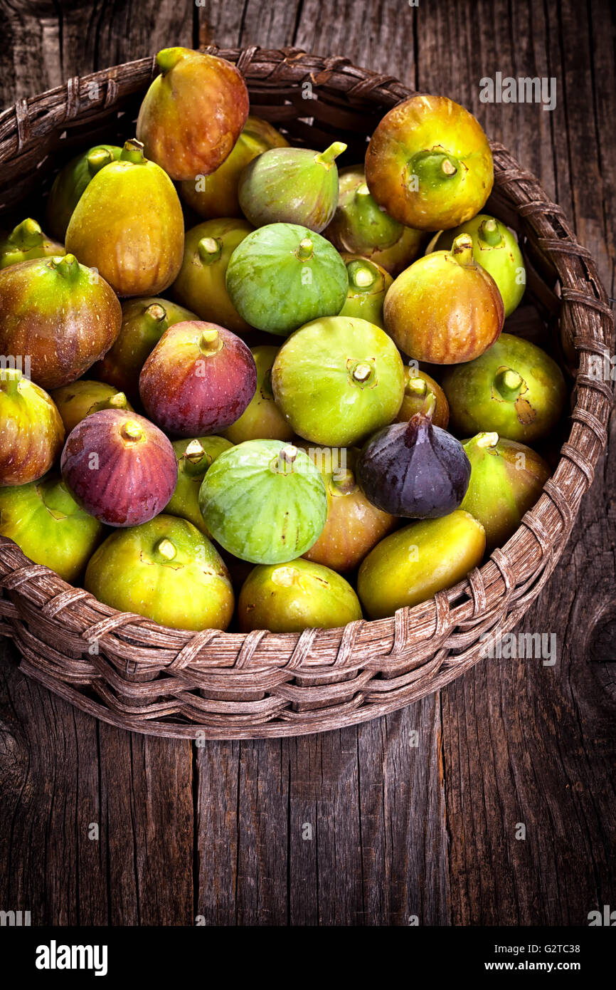 Different varieties of figs Stock Photo - Alamy