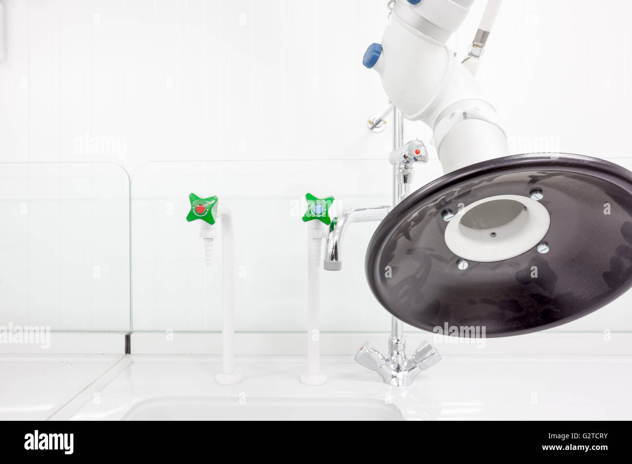 Laboratory sink hi-res stock photography and images - Alamy