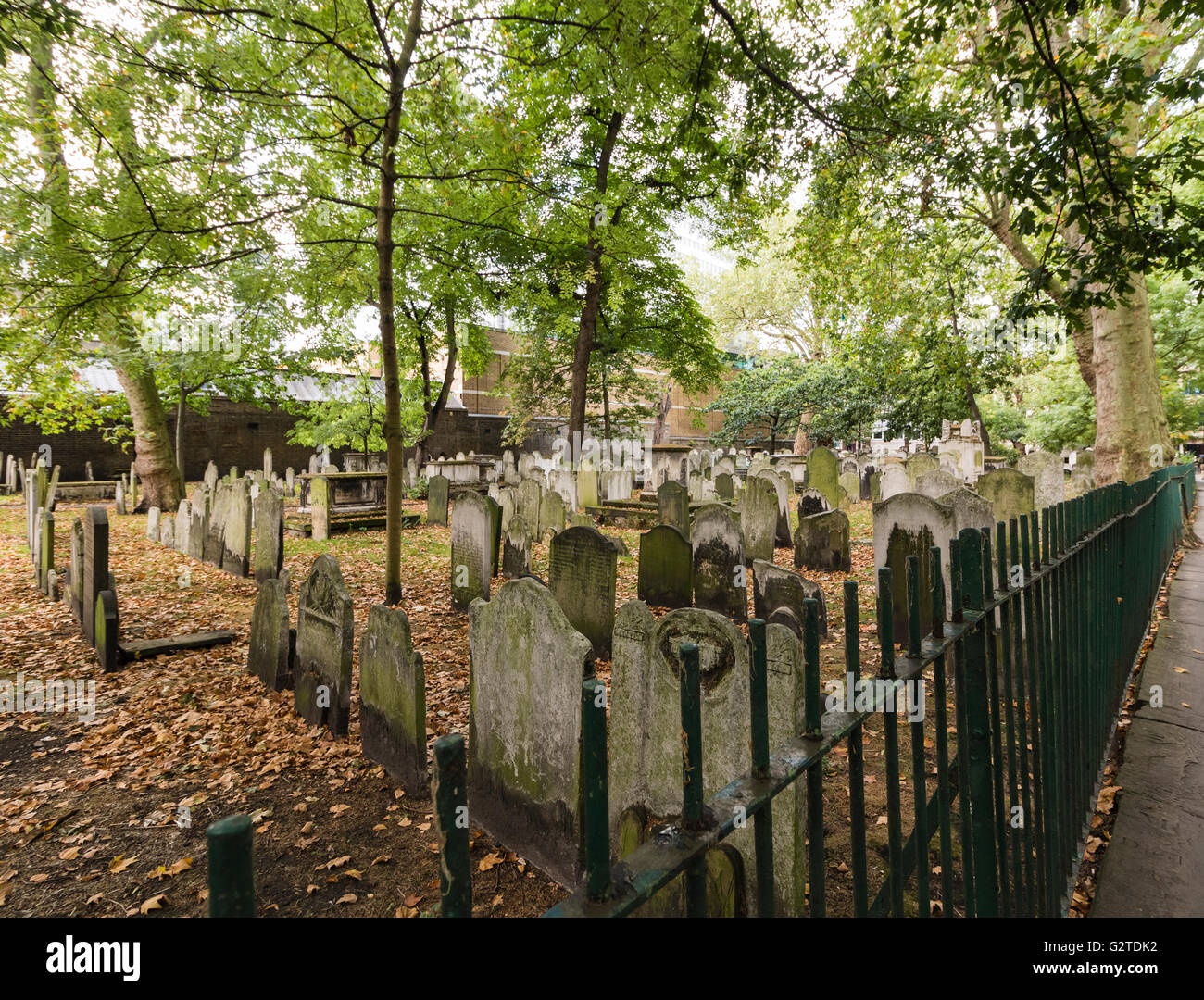 Bunhill Fields burial ground off the City Road, London is the resting ...